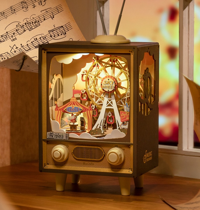 Robotime AMT01 Rokr Music Box Sunset Carnival - Hobma Modelbouw B.V.
